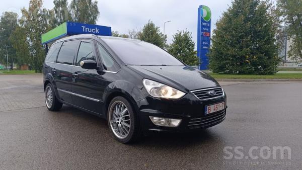 Black Ford Galaxy 2011 in Riga, with an engine capacity of 1.60 L and mileage of 288 thousand km for 5850 €, photo 3 on AUTOMOTO.COM.LV