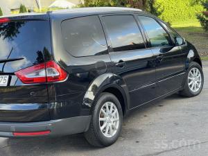 Black Ford Galaxy 2011 in Jurmala, with an engine capacity of 2.00 L and mileage of 0 thousand km for 5390 €, photo 3 on AUTOMOTO.COM.LV
