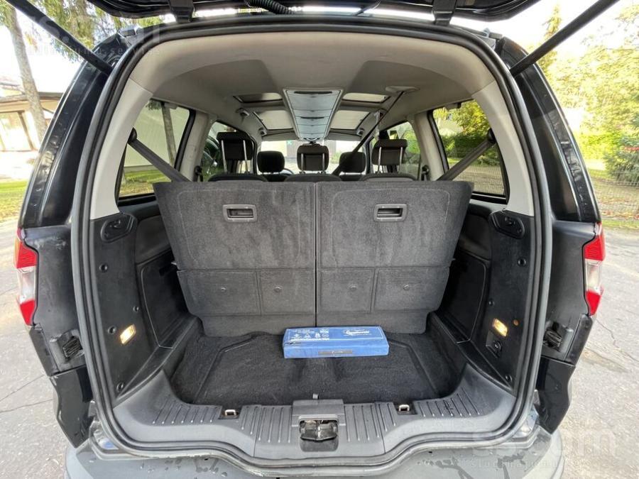 Black Ford Galaxy 2011 in Jurmala, with an engine capacity of 2.00 L and mileage of 0 thousand km for 5390 €, photo 23 on AUTOMOTO.COM.LV