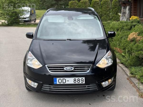 Melns Ford Galaxy 2012 Jelgava, ar dzinēja tilpumu 2.00 L un nobraukumu 318 tūkst. km par 14100 €, foto 5 vietnē AUTOMOTO.COM.LV