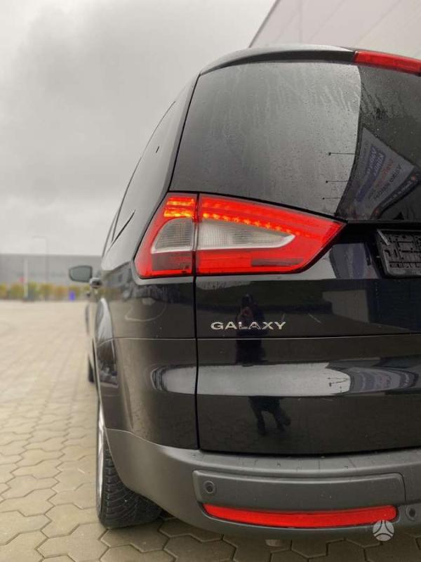 Black Ford Galaxy 2012 in Kaunas, with an engine capacity of 2.18 L and mileage of 326 thousand km for 5999 €, photo 11 on AUTOMOTO.COM.LV
