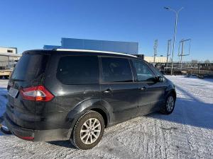 Black Ford Galaxy 2012 in Marijampole, with an engine capacity of 1.56 L and mileage of 286 thousand km for 4600 €, photo 3 on AUTOMOTO.COM.LV