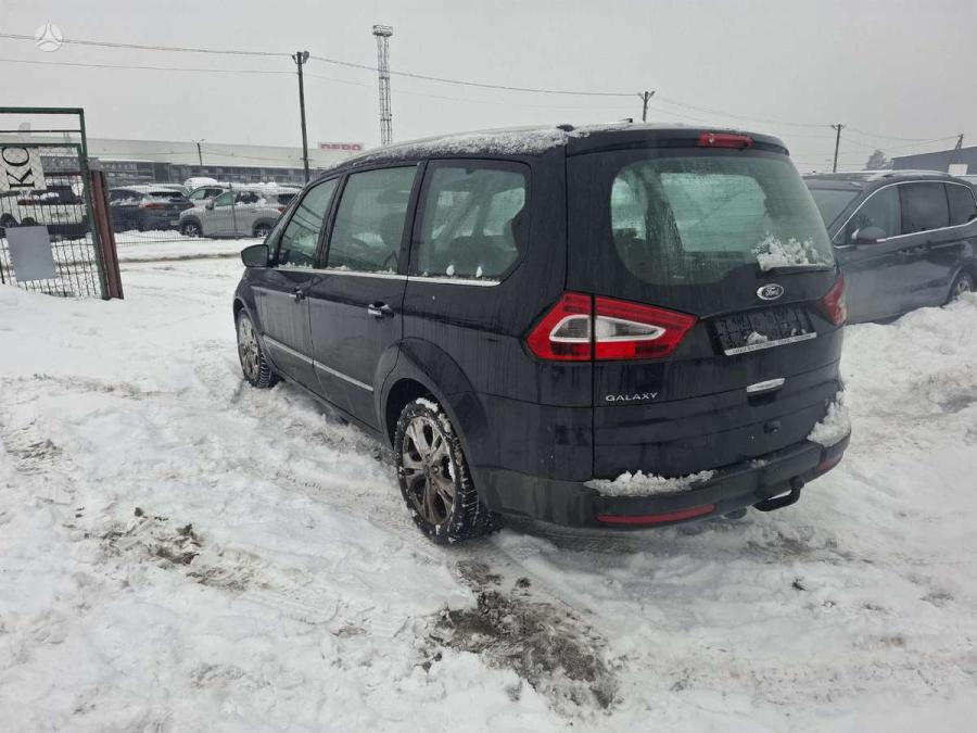 Black Ford Galaxy 2012 in Kaunas, with an engine capacity of 2.18 L and mileage of 365 thousand km for 5200 €, photo 3 on AUTOMOTO.COM.LV