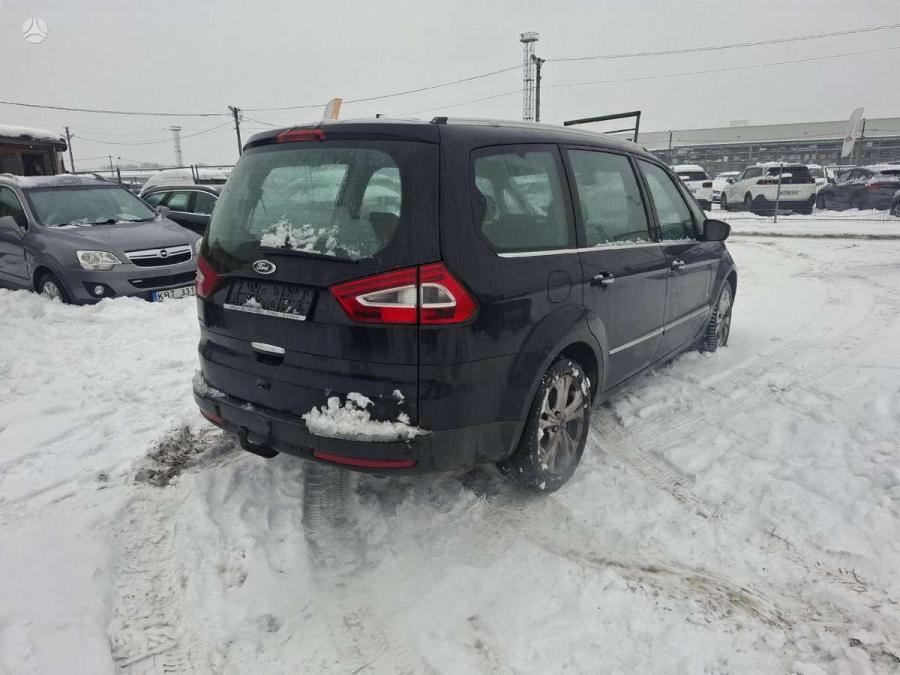 Black Ford Galaxy 2012 in Kaunas, with an engine capacity of 2.18 L and mileage of 365 thousand km for 5200 €, photo 4 on AUTOMOTO.COM.LV
