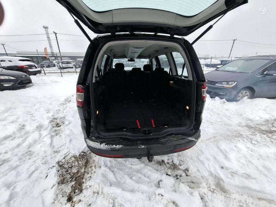 Black Ford Galaxy 2012 in Kaunas, with an engine capacity of 2.18 L and mileage of 365 thousand km for 5200 €, photo 5 on AUTOMOTO.COM.LV