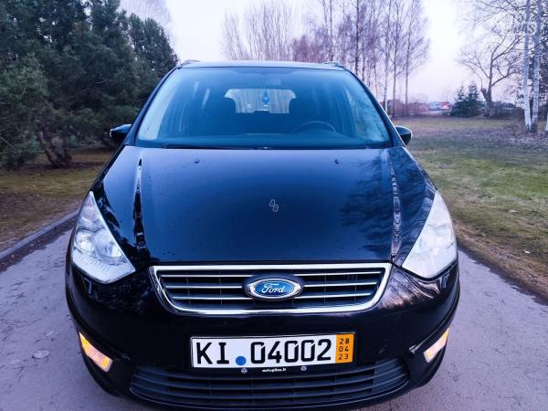 Black Ford Galaxy 2012 in Mazeikiai, with an engine capacity of 2.00 L and mileage of 246 thousand km for 5600 €, photo 3 on AUTOMOTO.COM.LV
