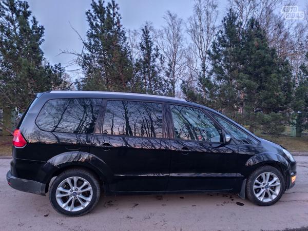 Black Ford Galaxy 2012 in Mazeikiai, with an engine capacity of 2.00 L and mileage of 246 thousand km for 5600 €, photo 8 on AUTOMOTO.COM.LV