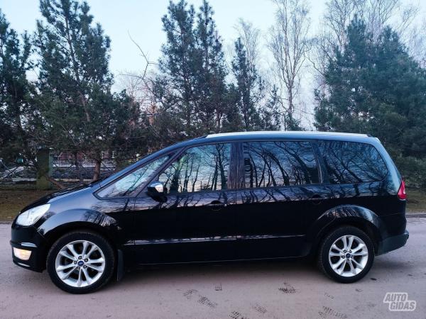 Melns Ford Galaxy 2012 Mažeikiai, ar dzinēja tilpumu 2.00 L un nobraukumu 246 tūkst. km par 5600 €, foto 5 vietnē AUTOMOTO.COM.LV
