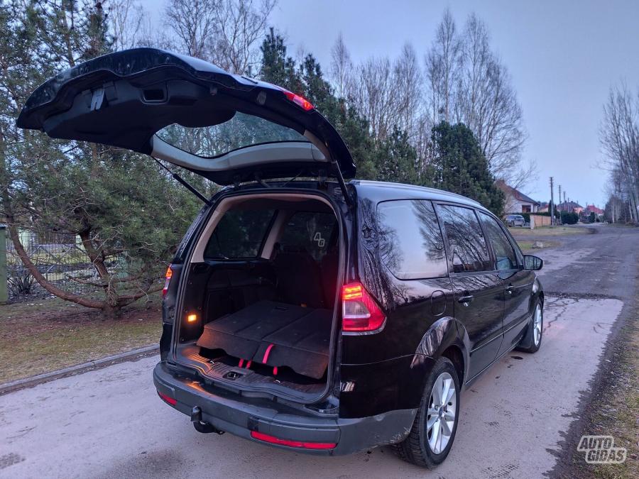 Black Ford Galaxy 2012 in Mazeikiai, with an engine capacity of 2.00 L and mileage of 246 thousand km for 5600 €, photo 14 on AUTOMOTO.COM.LV