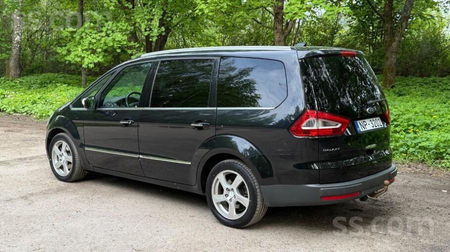 Black Ford Galaxy 2012 in Riga, with an engine capacity of 2.20 L and mileage of 0 thousand km for 4899 €, photo 4 on AUTOMOTO.COM.LV