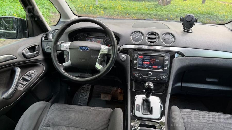 Black Ford Galaxy 2012 in Riga, with an engine capacity of 2.20 L and mileage of 0 thousand km for 4899 €, photo 12 on AUTOMOTO.COM.LV