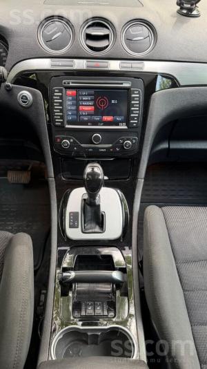 Black Ford Galaxy 2012 in Riga, with an engine capacity of 2.20 L and mileage of 0 thousand km for 4899 €, photo 20 on AUTOMOTO.COM.LV