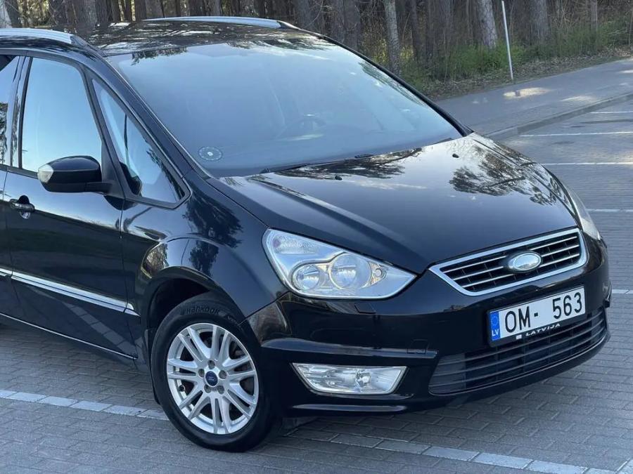 Black Ford Galaxy 2012 in Jurmala, with an engine capacity of 2.00 L and mileage of 291 thousand km for 3650 €, photo 16 on AUTOMOTO.COM.LV