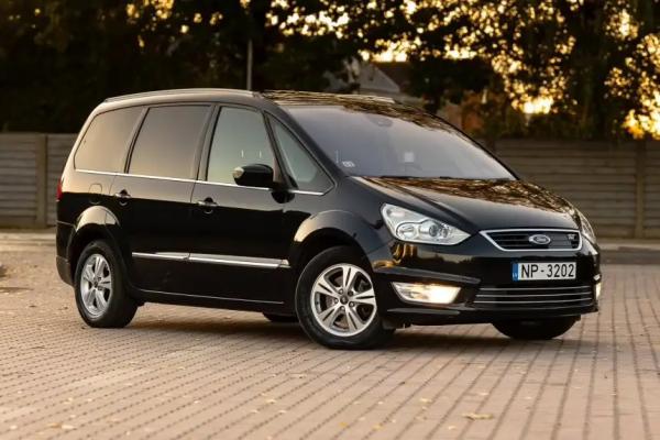 Black Ford Galaxy 2012 in Jelgava, with an engine capacity of 2.20 L and mileage of 291 thousand km for 6700 €, photo 2 on AUTOMOTO.COM.LV