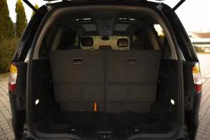 Black Ford Galaxy 2012 in Jelgava, with an engine capacity of 2.20 L and mileage of 291 thousand km for 6700 €, photo 24 on AUTOMOTO.COM.LV