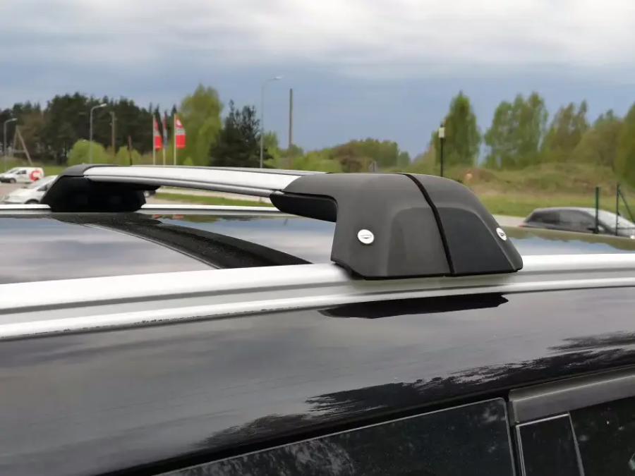 Melns Ford Galaxy 2012 Kuldīga, ar dzinēja tilpumu 2.00 L un nobraukumu 253 tūkst. km par 5500 €, foto 10 vietnē AUTOMOTO.COM.LV