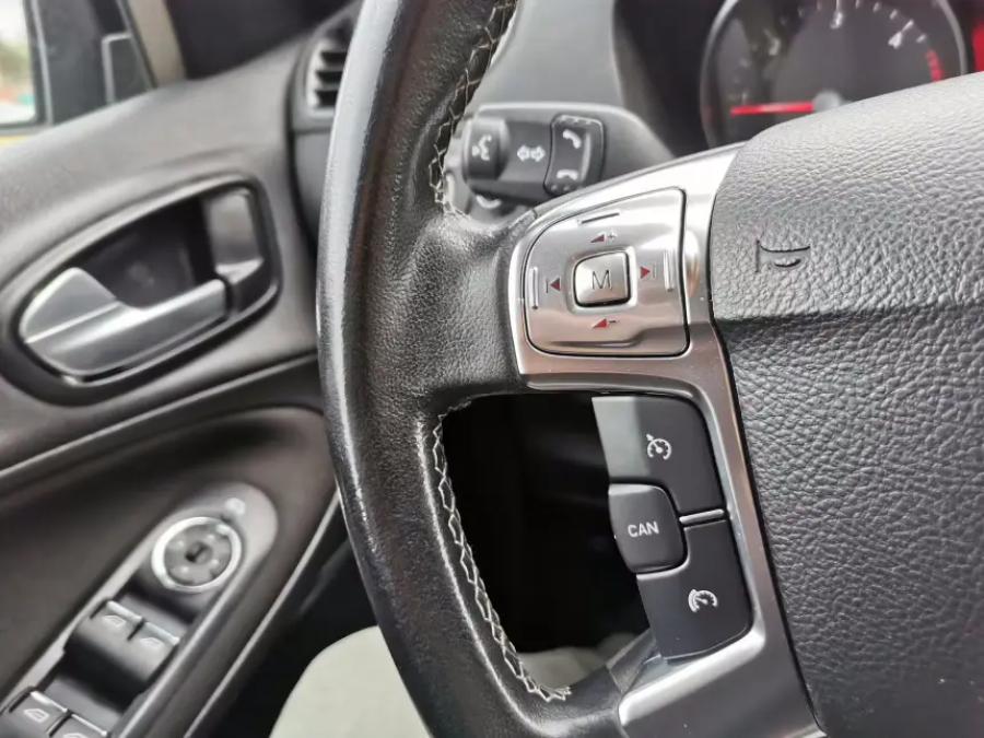 Melns Ford Galaxy 2012 Kuldīga, ar dzinēja tilpumu 2.00 L un nobraukumu 253 tūkst. km par 5500 €, foto 17 vietnē AUTOMOTO.COM.LV