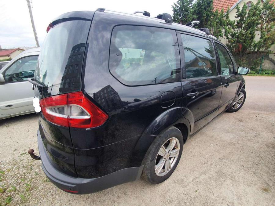 Melns Ford Galaxy 2012 Kauņa, ar dzinēja tilpumu 1.56 L un nobraukumu 330 tūkst. km par 4499 €, foto 5 vietnē AUTOMOTO.COM.LV