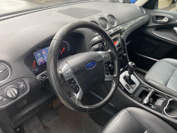 Melns Ford Galaxy 2012 Mārupe, ar dzinēja tilpumu 0.00 L un nobraukumu 291 tūkst. km par 580000 €, foto 6 vietnē AUTOMOTO.COM.LV