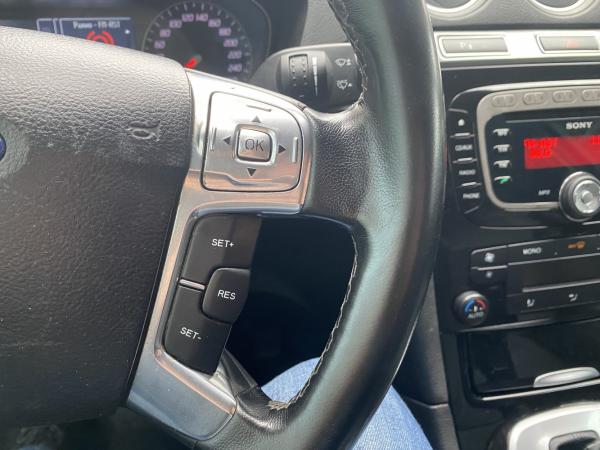Melns Ford Galaxy 2012 Mārupe, ar dzinēja tilpumu 0.00 L un nobraukumu 291 tūkst. km par 580000 €, foto 8 vietnē AUTOMOTO.COM.LV