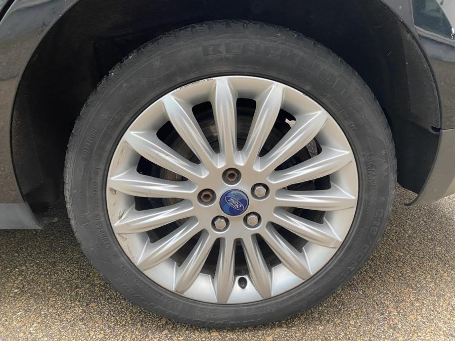 Melns Ford Galaxy 2012 Mārupe, ar dzinēja tilpumu 0.00 L un nobraukumu 291 tūkst. km par 580000 €, foto 15 vietnē AUTOMOTO.COM.LV