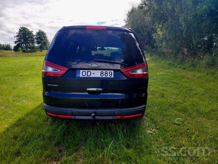 Black Ford Galaxy 2012 in Liepaja, with an engine capacity of 2.00 L and mileage of 337 thousand km for 4300 €, photo 8 on AUTOMOTO.COM.LV