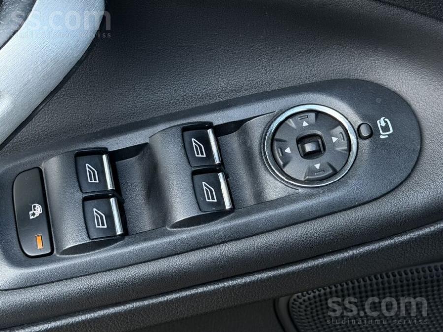 Melns Ford Galaxy 2012 Jūrmala, ar dzinēja tilpumu 2.00 L un nobraukumu 307 tūkst. km par 3350 €, foto 33 vietnē AUTOMOTO.COM.LV