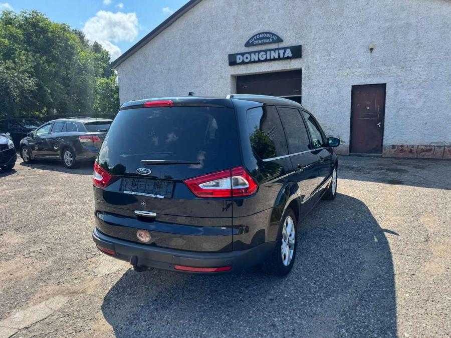 Melns Ford Galaxy 2012 Jurbarkas, ar dzinēja tilpumu 2.00 L un nobraukumu 286 tūkst. km par 6450 €, foto 6 vietnē AUTOMOTO.COM.LV