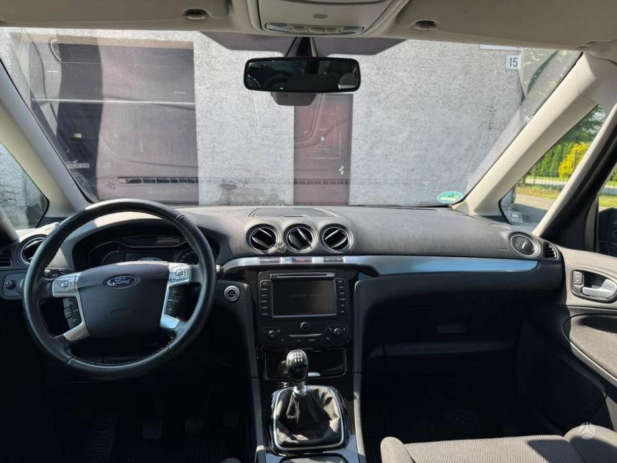 Melns Ford Galaxy 2012 Jurbarkas, ar dzinēja tilpumu 2.00 L un nobraukumu 286 tūkst. km par 6450 €, foto 8 vietnē AUTOMOTO.COM.LV