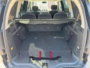 Melns Ford Galaxy 2012 Jurbarkas, ar dzinēja tilpumu 2.00 L un nobraukumu 286 tūkst. km par 6450 €, foto 11 vietnē AUTOMOTO.COM.LV