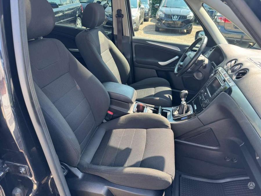 Melns Ford Galaxy 2012 Jurbarkas, ar dzinēja tilpumu 2.00 L un nobraukumu 286 tūkst. km par 6450 €, foto 18 vietnē AUTOMOTO.COM.LV