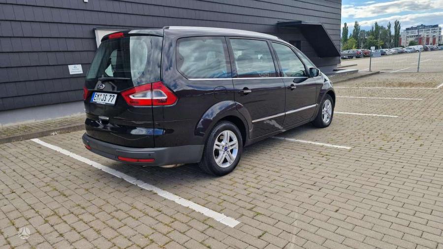 Black Ford Galaxy 2012 in Kaunas, with an engine capacity of 2.18 L and mileage of 300 thousand km for 4650 €, photo 4 on AUTOMOTO.COM.LV