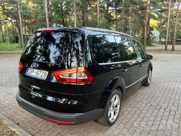 Melns Ford Galaxy 2012 Limbaži, ar dzinēja tilpumu 2.00 L un nobraukumu 327 tūkst. km par 5945 €, foto 4 vietnē AUTOMOTO.COM.LV