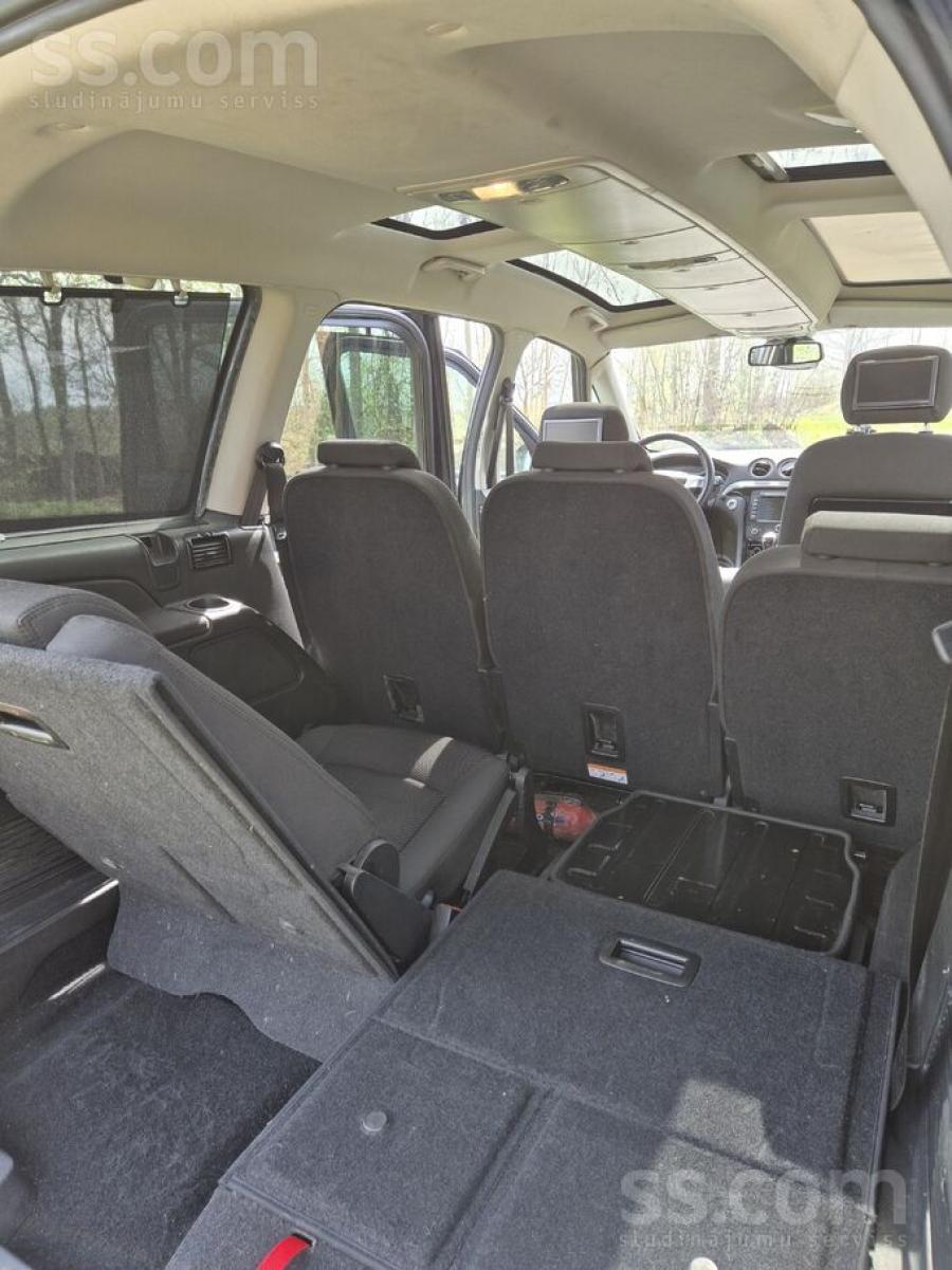 Melns Ford Galaxy 2012 Rīga, ar dzinēja tilpumu 2.20 L un nobraukumu 328 tūkst. km par 3800 €, foto 8 vietnē AUTOMOTO.COM.LV