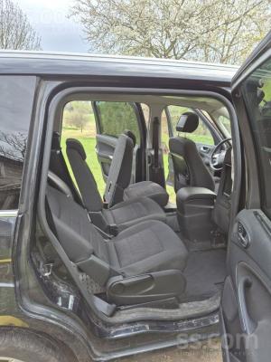 Melns Ford Galaxy 2012 Rīga, ar dzinēja tilpumu 2.20 L un nobraukumu 328 tūkst. km par 3800 €, foto 12 vietnē AUTOMOTO.COM.LV