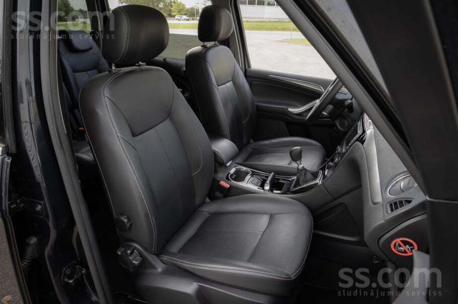 Melns Ford Galaxy 2012 Tukums, ar dzinēja tilpumu 2.20 L un nobraukumu 233 tūkst. km par 7990 €, foto 16 vietnē AUTOMOTO.COM.LV