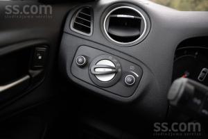 Melns Ford Galaxy 2012 Tukums, ar dzinēja tilpumu 2.20 L un nobraukumu 233 tūkst. km par 7990 €, foto 29 vietnē AUTOMOTO.COM.LV