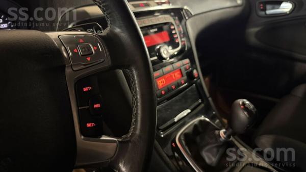 Melns Ford Galaxy 2012 Rīga, ar dzinēja tilpumu 2.00 L un nobraukumu 274 tūkst. km par 6750 €, foto 9 vietnē AUTOMOTO.COM.LV