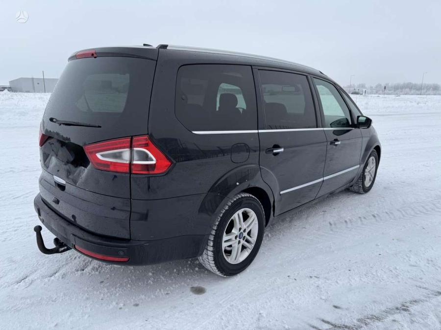 Melns Ford Galaxy 2013 Viļņa, ar dzinēja tilpumu 2.00 L un nobraukumu 275 tūkst. km par 4900 €, foto 5 vietnē AUTOMOTO.COM.LV