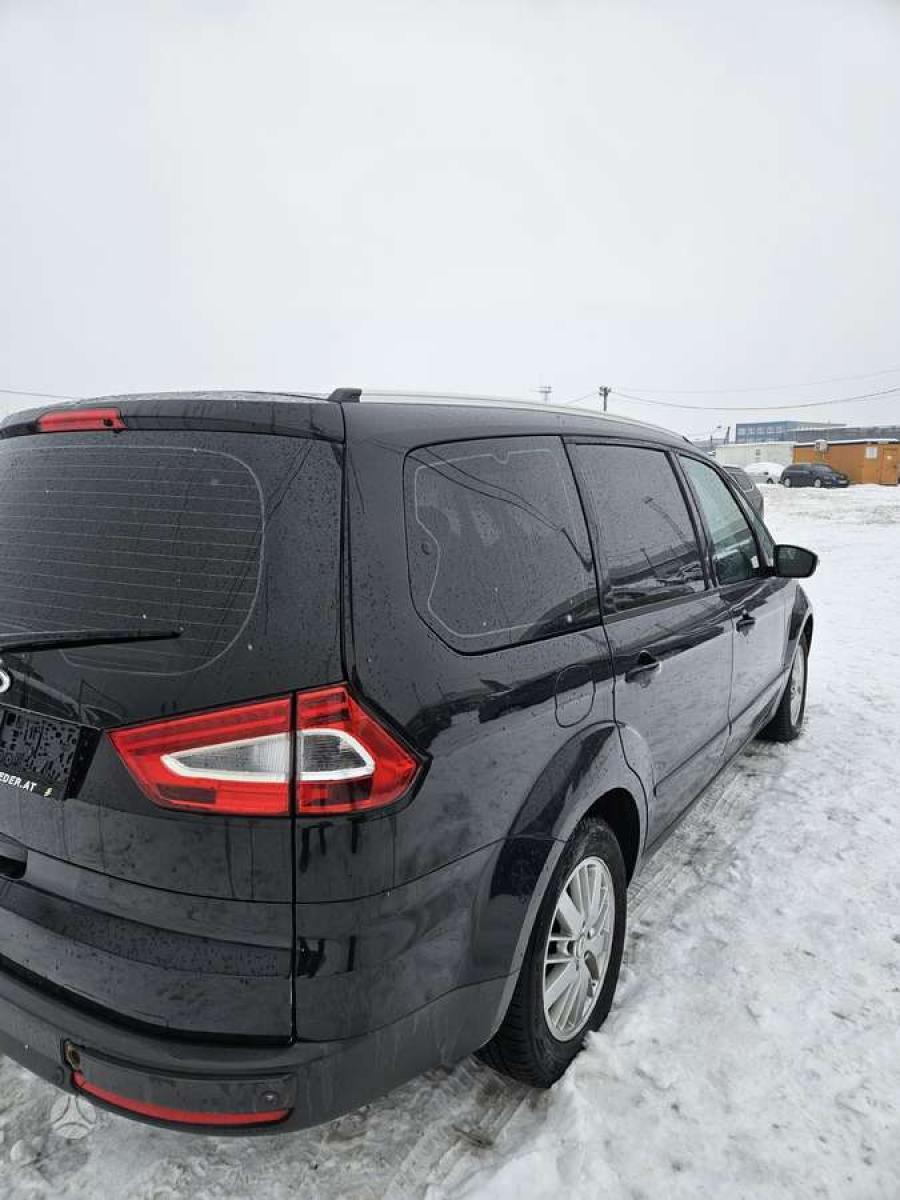 Black Ford Galaxy 2013 in Kaunas, with an engine capacity of 2.00 L and mileage of 247 thousand km for 4900 €, photo 4 on AUTOMOTO.COM.LV