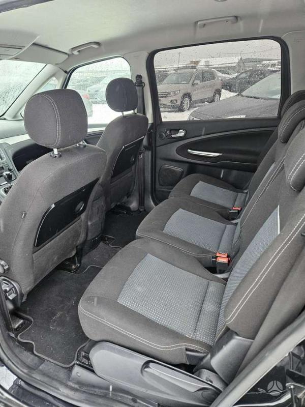 Melns Ford Galaxy 2013 Kauņa, ar dzinēja tilpumu 2.00 L un nobraukumu 247 tūkst. km par 4900 €, foto 10 vietnē AUTOMOTO.COM.LV