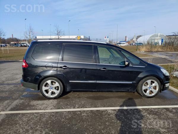 Black Ford Galaxy 2013 in Liepaja, with an engine capacity of 2.20 L and mileage of 243 thousand km for 5000 €, photo 2 on AUTOMOTO.COM.LV