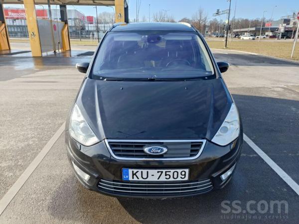 Black Ford Galaxy 2013 in Liepaja, with an engine capacity of 2.20 L and mileage of 243 thousand km for 5000 €, photo 7 on AUTOMOTO.COM.LV