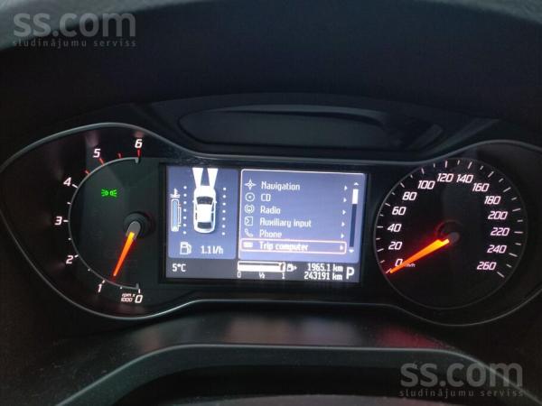 Black Ford Galaxy 2013 in Liepaja, with an engine capacity of 2.20 L and mileage of 243 thousand km for 5000 €, photo 10 on AUTOMOTO.COM.LV