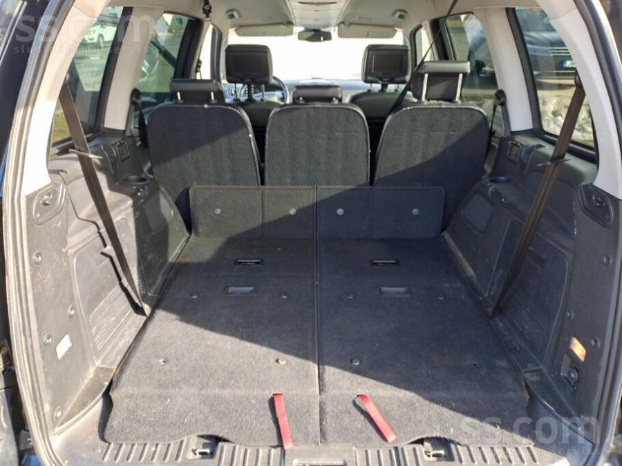 Melns Ford Galaxy 2013 Liepāja, ar dzinēja tilpumu 2.20 L un nobraukumu 243 tūkst. km par 5000 €, foto 17 vietnē AUTOMOTO.COM.LV