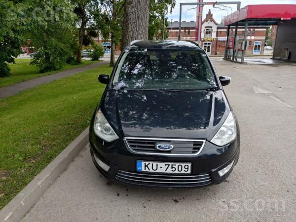Melns Ford Galaxy 2013 Liepāja, ar dzinēja tilpumu 2.20 L un nobraukumu 245 tūkst. km par 4900 €, foto 2 vietnē AUTOMOTO.COM.LV