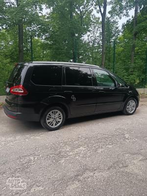 Black Ford Galaxy 2013 in Kaunas, with an engine capacity of 2.00 L and mileage of 365 thousand km for 3900 €, photo 5 on AUTOMOTO.COM.LV