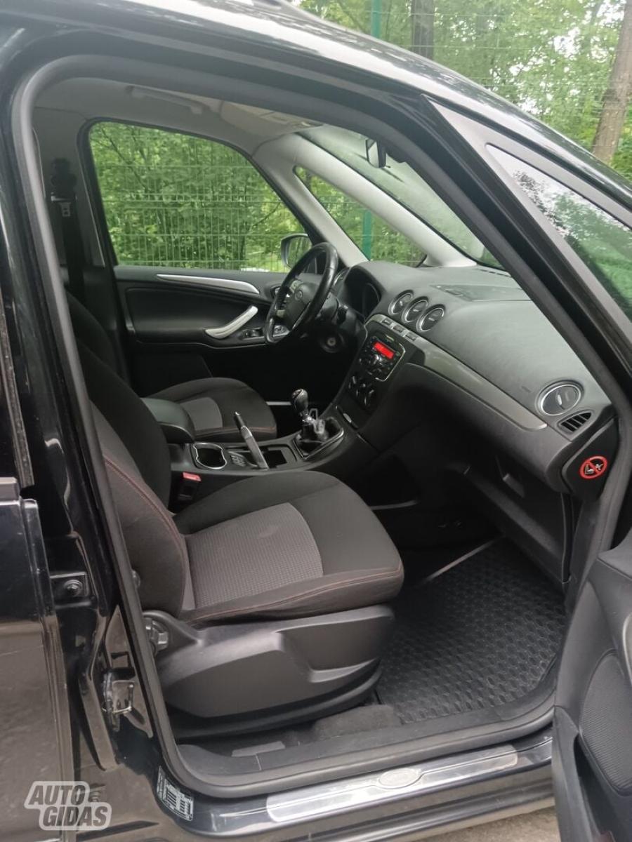 Black Ford Galaxy 2013 in Kaunas, with an engine capacity of 2.00 L and mileage of 365 thousand km for 3900 €, photo 10 on AUTOMOTO.COM.LV