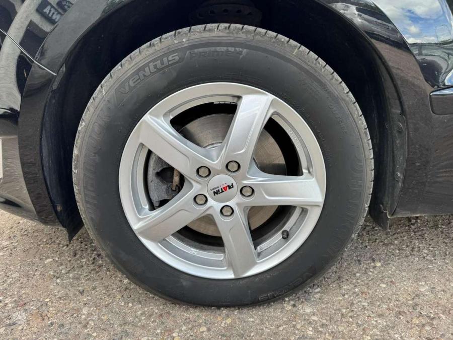 Melns Ford Galaxy 2013 Jurbarkas, ar dzinēja tilpumu 2.00 L un nobraukumu 288 tūkst. km par 5950 €, foto 23 vietnē AUTOMOTO.COM.LV