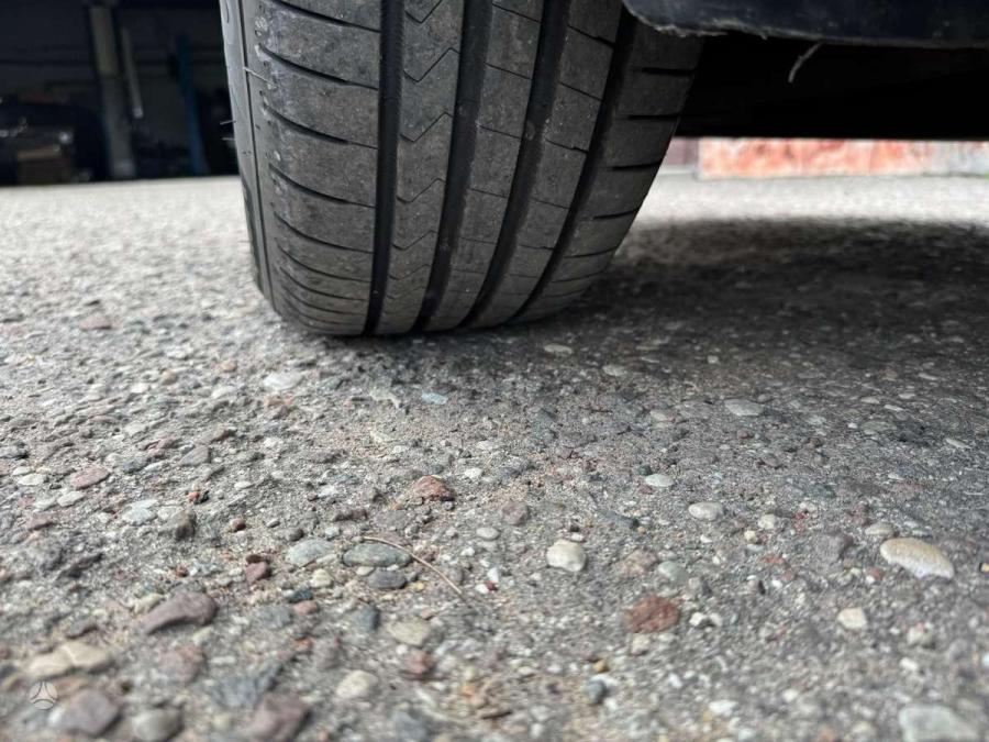 Melns Ford Galaxy 2013 Jurbarkas, ar dzinēja tilpumu 2.00 L un nobraukumu 288 tūkst. km par 5950 €, foto 24 vietnē AUTOMOTO.COM.LV
